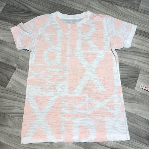 Roxy | Tops | Roxy White Heathered T With Pink Roxy Pattern | Poshmark